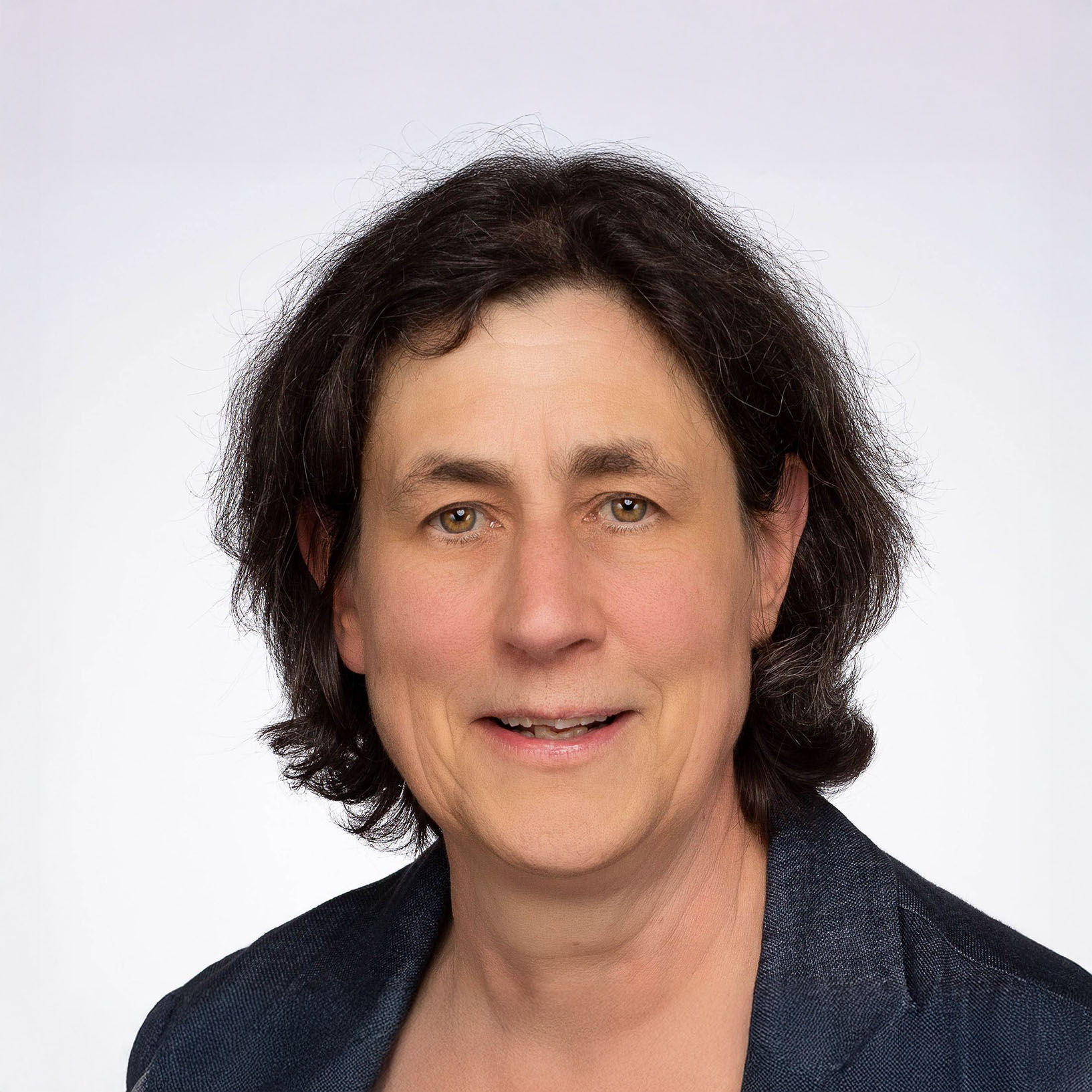 Chantal Hébert – Canada/US Relations, Healthcare | Talent Bureau