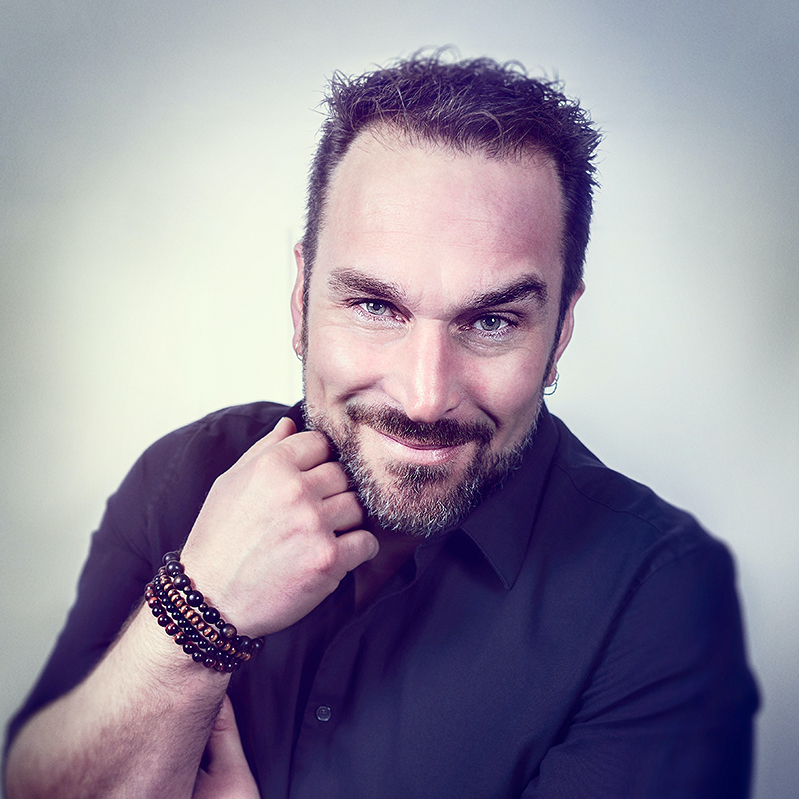 Derek Seguin – Comedy | Talent Bureau